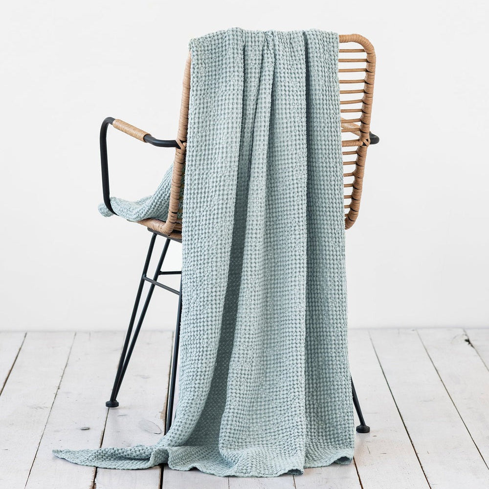 Magic Linen, Couverture gaufrée - Dusty Blue – Nad Yut